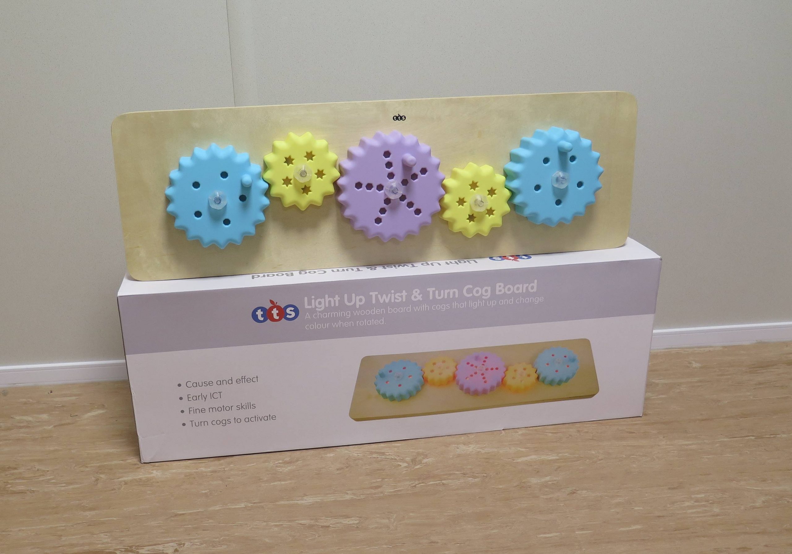 Light up Twist and Turn Cog Board - Leeds Mencap